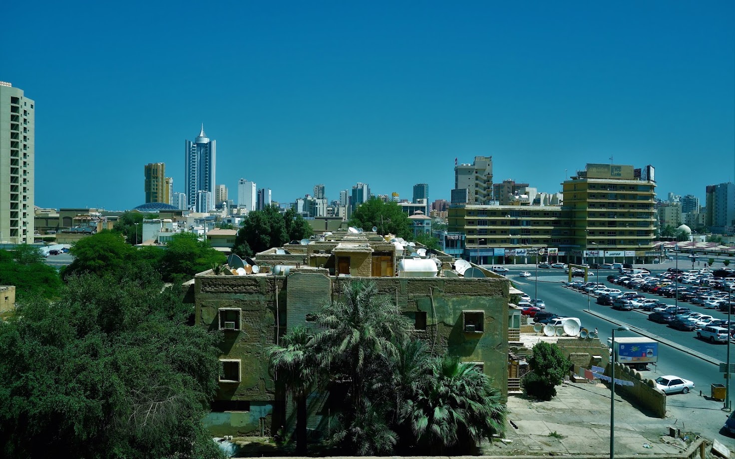 Het emiraat Koeweit دولة الكويت: The future is bright - Het Grote ...
